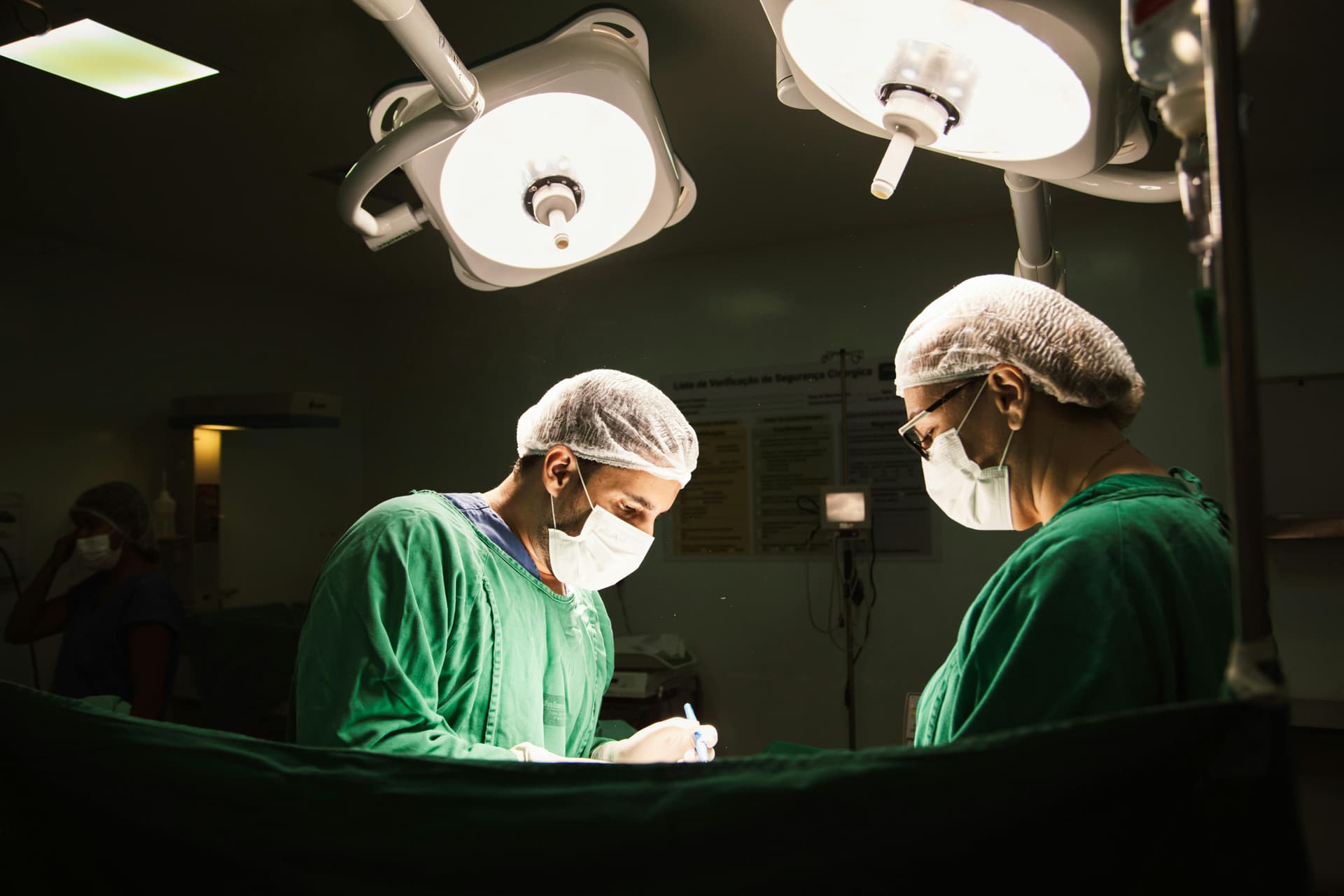 Alternatives to Shoulder Replacement Surgery: Exploring Non-Invasive ...