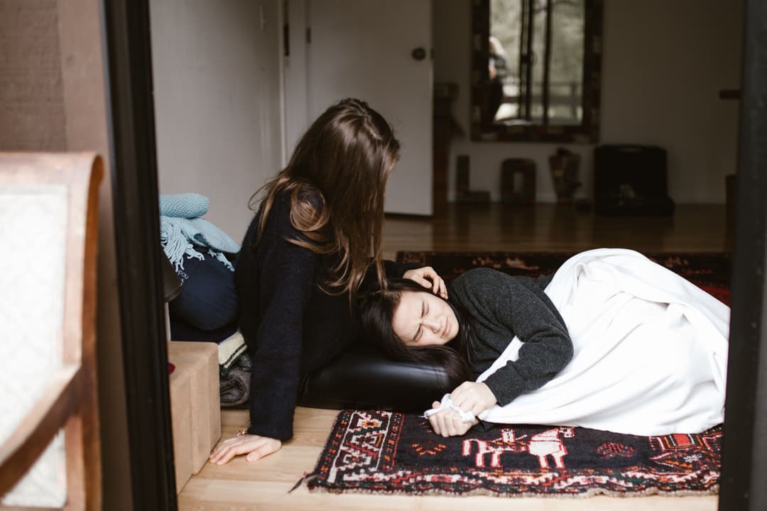 Dizzy Day After Flying: Causes, Symptoms, and Recovery Tips | Harmony ...