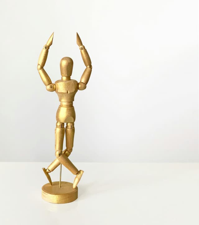 Why Do Your Feet Turn Red When Standing? Causes and Solutions | Harmony ...